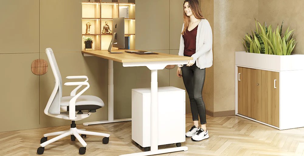 Stand Up Desks: Embracing the Benefits of Working While Standing
